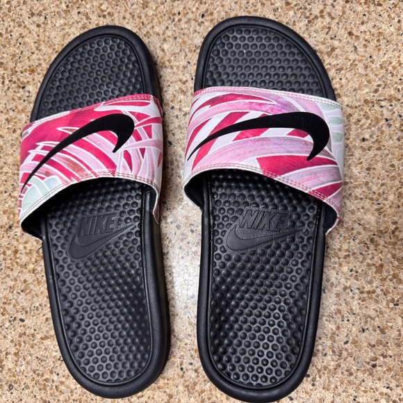 Nike | Shoes | Nike Bennassi Black And Pink Slide Sandals | Poshmark